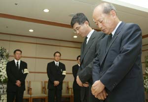 宋특검 '대북경협 중단없이 추진돼야'